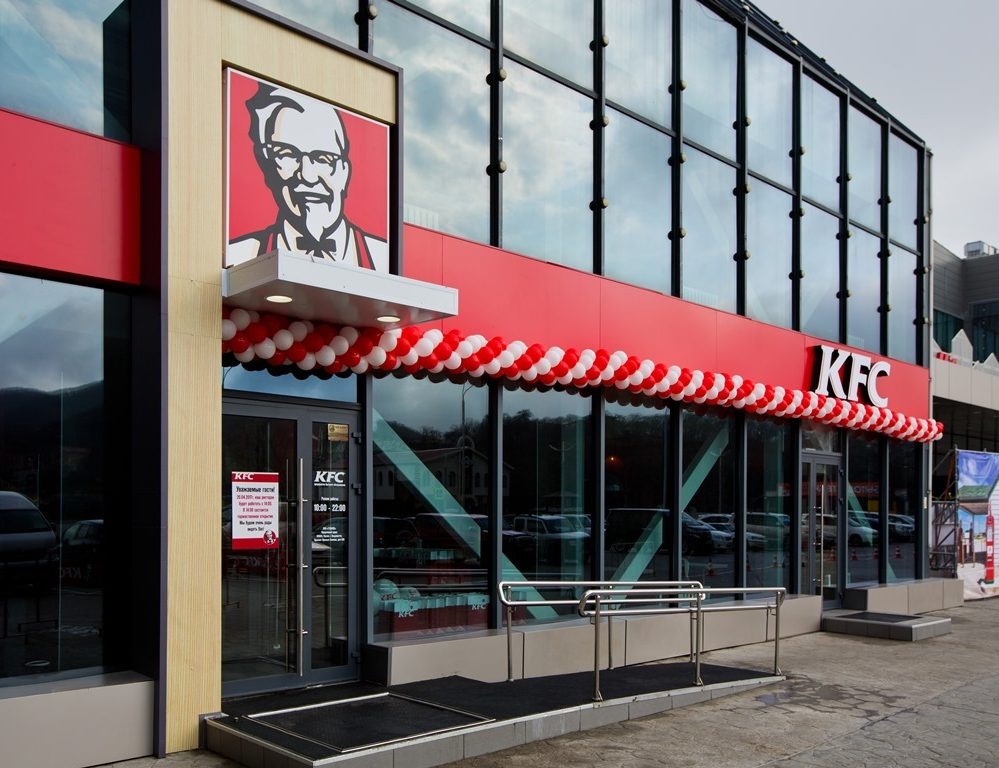 Во Владивостоке открыли первый ресторан всемирно известной сети KFC ...